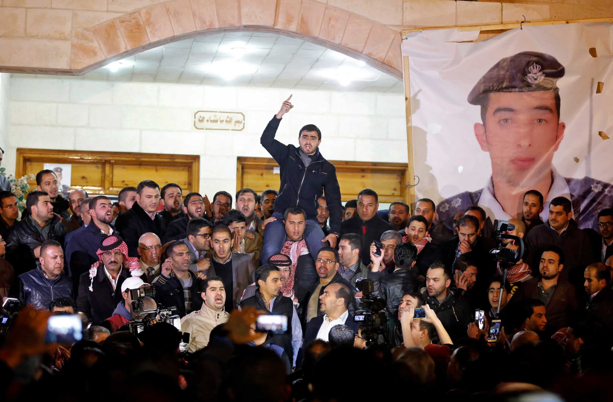 IS killing of Jordan pilot causes uproar
