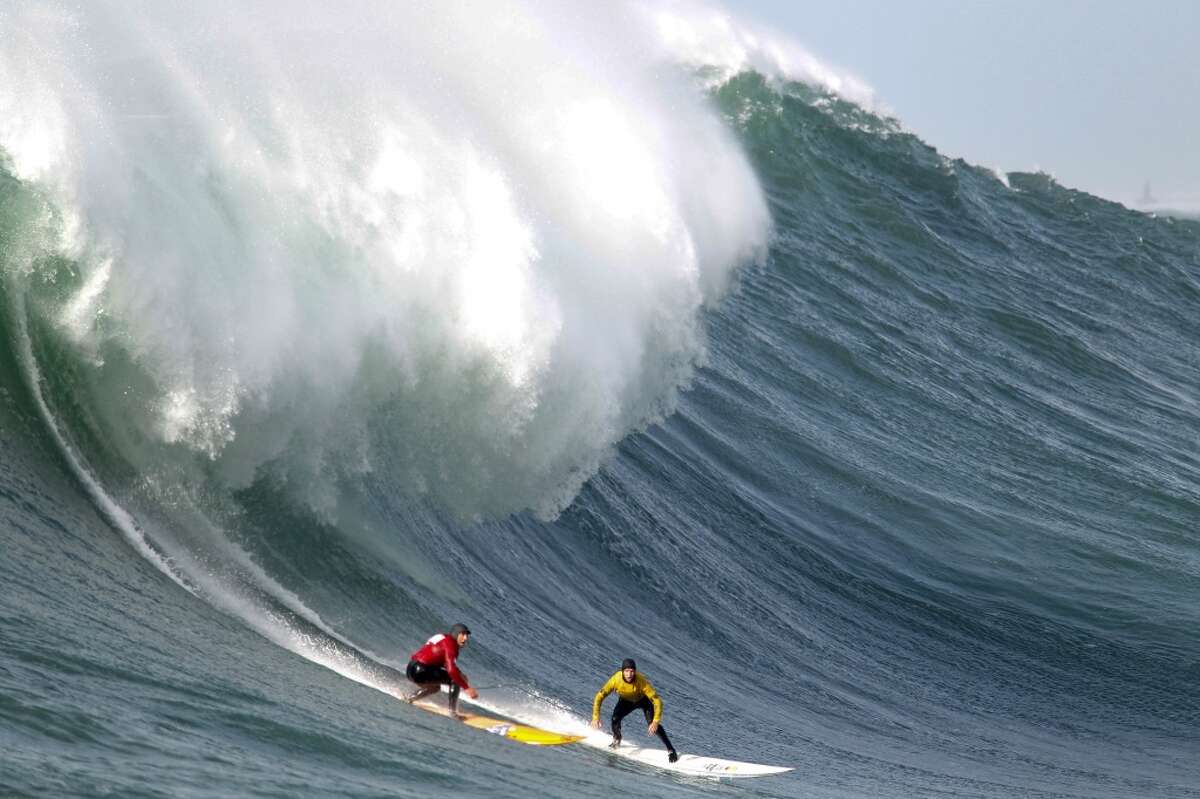Monster 50-foot waves hit Northern California, professional surfers ...