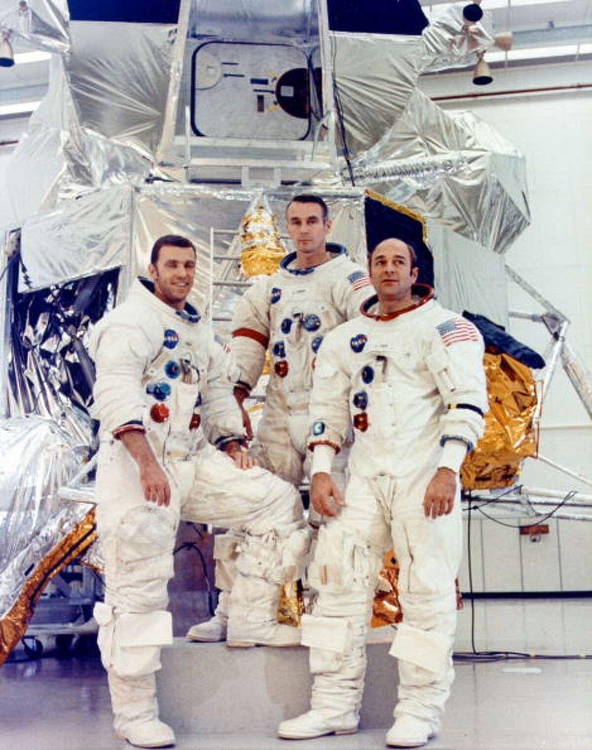 NASA astronaut Edgar Mitchell, who walked on the moon, says aliens ...