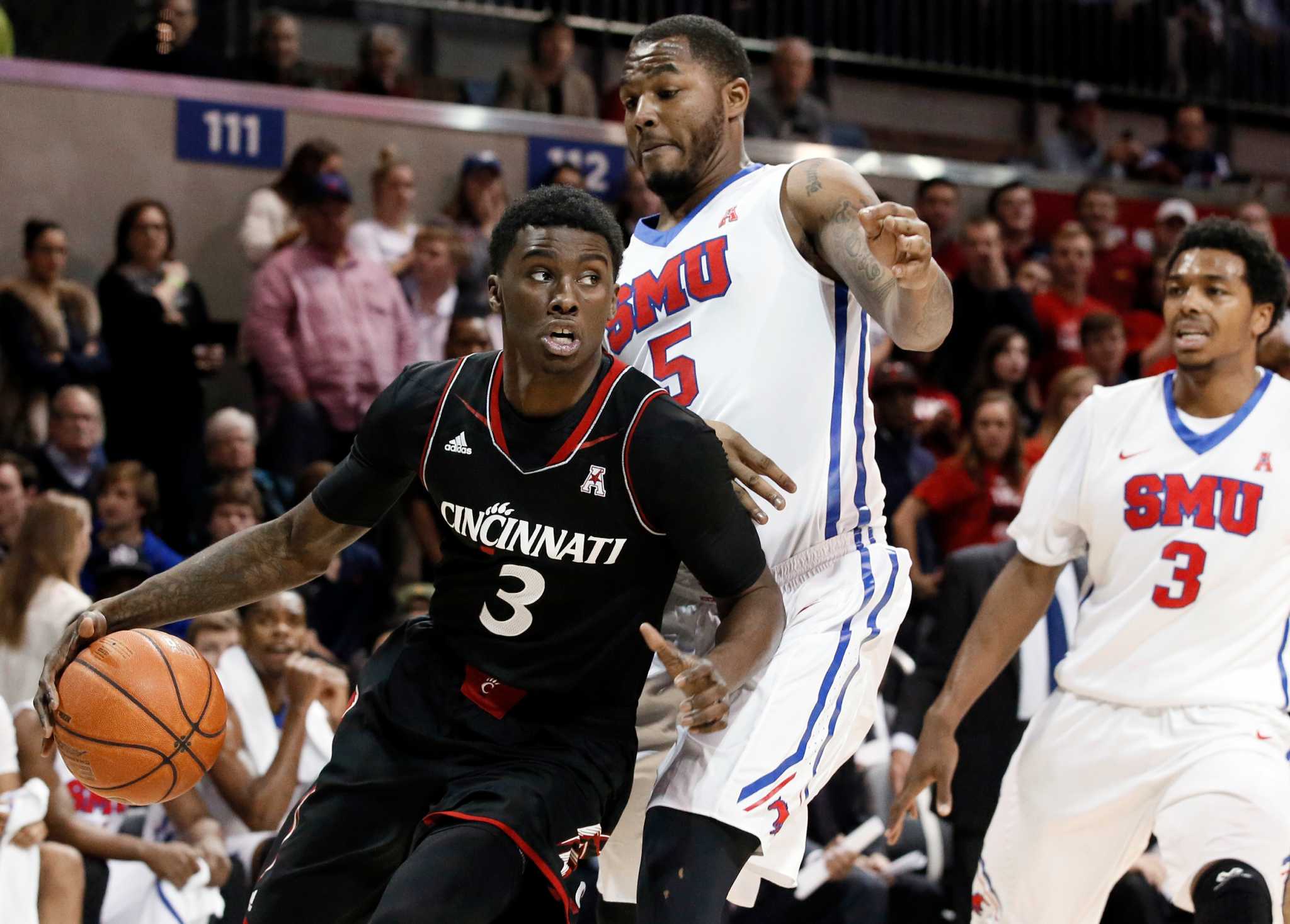 Strong second half propels Cincinnati