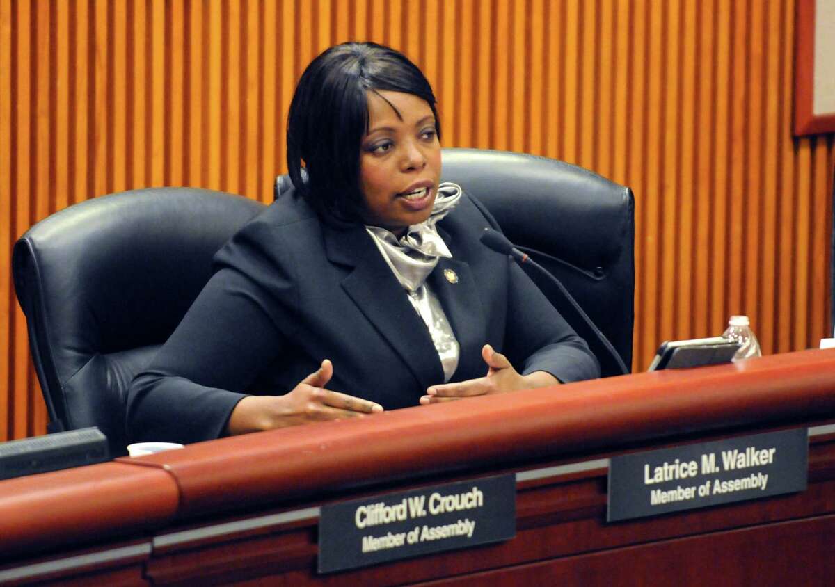 Legislative nonprofit's chair dodges on connections to lobbyist