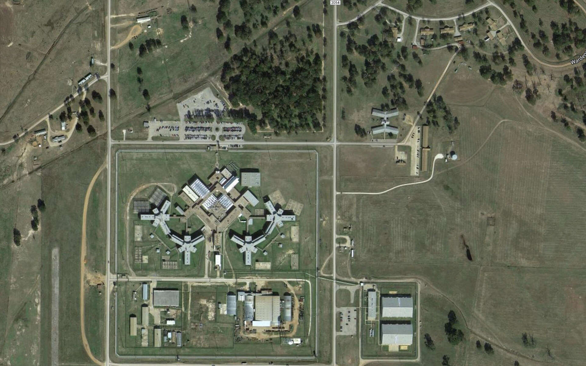 Texas female prison population rises as male population decreases