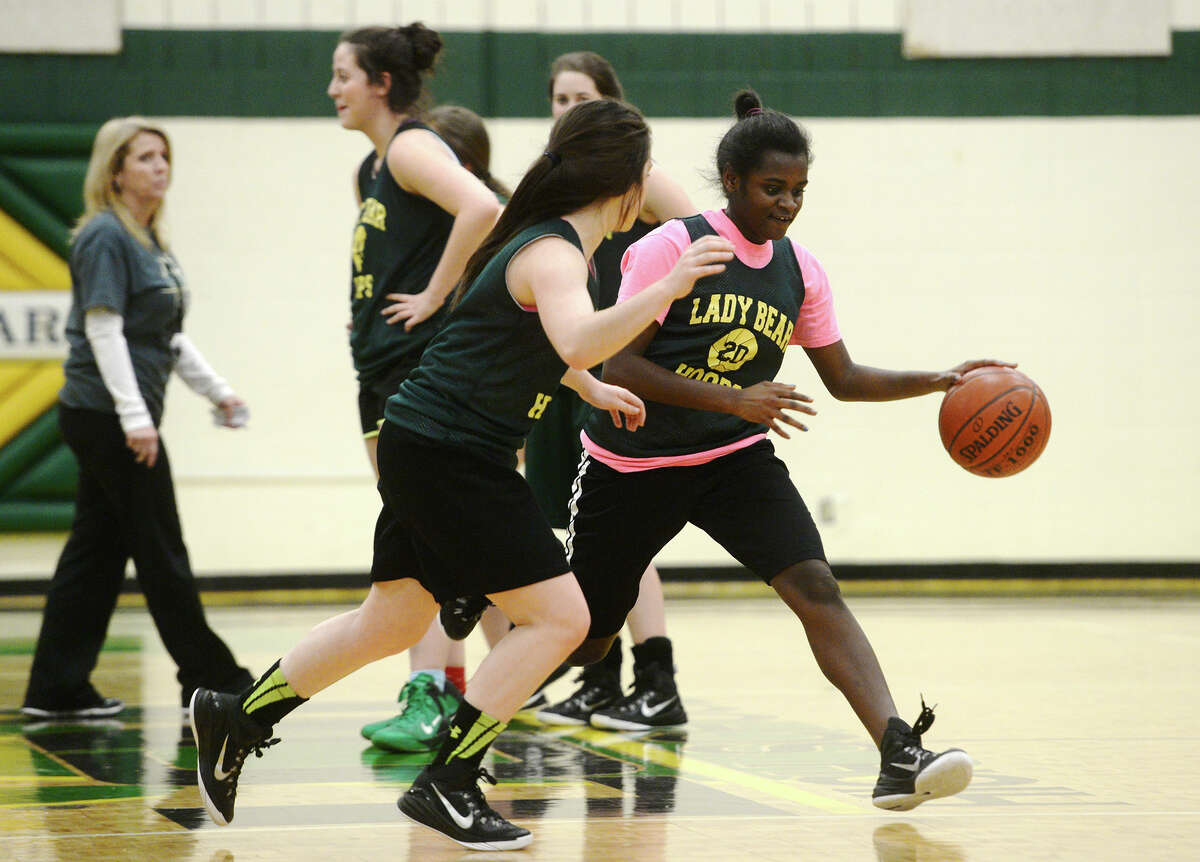 LC-M bearing down for district title battle