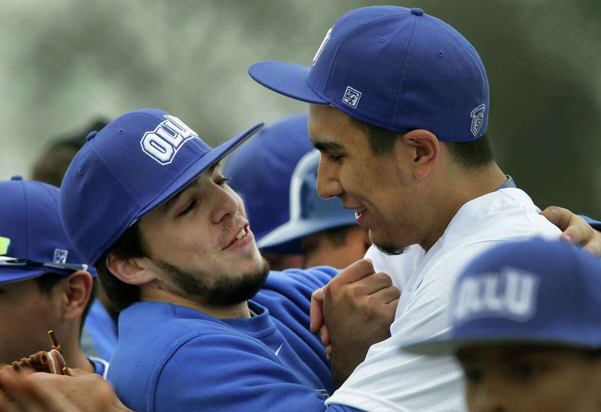 OLLU fans warm up to baseball on a cold opening day