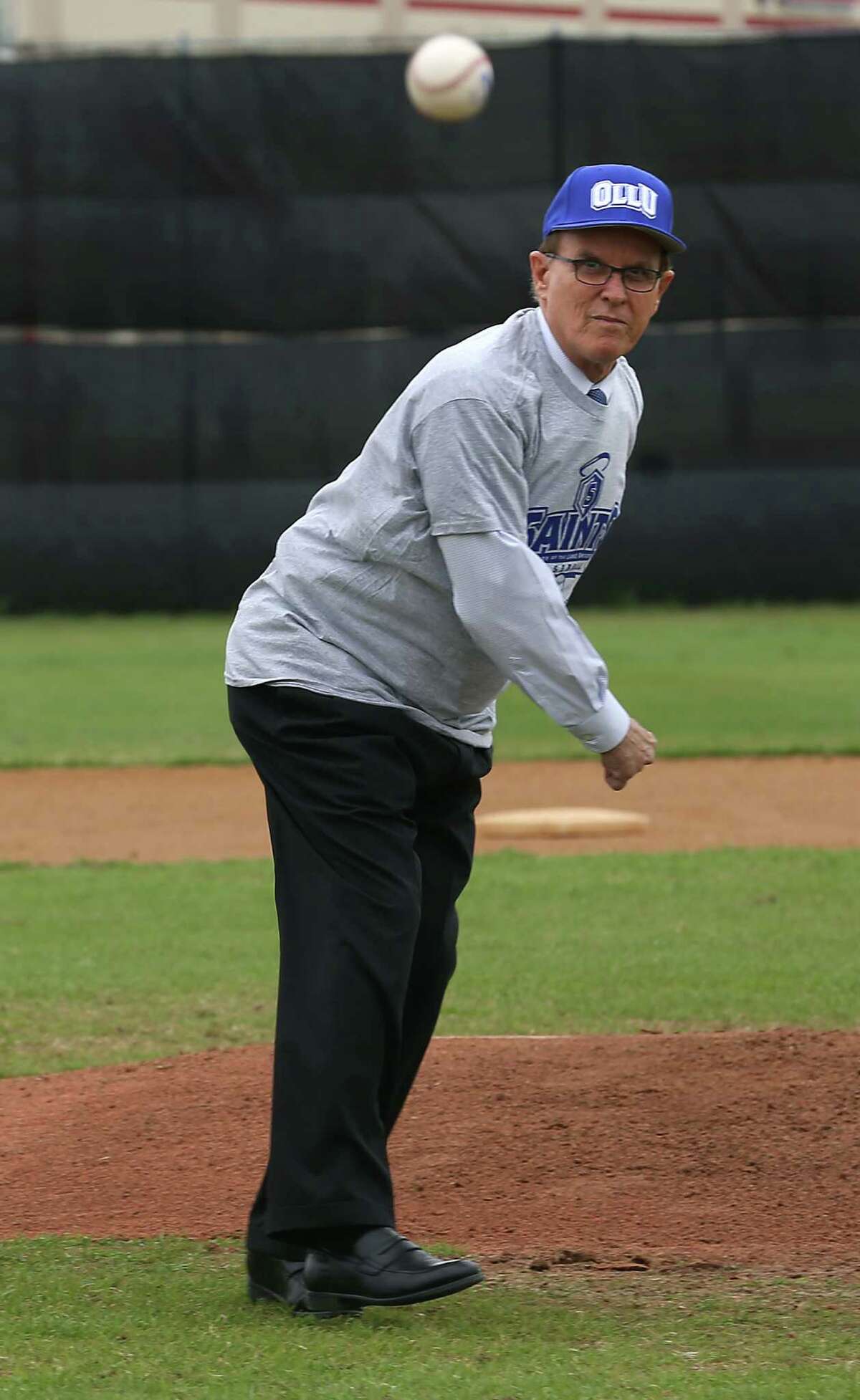 OLLU fans warm up to baseball on a cold opening day