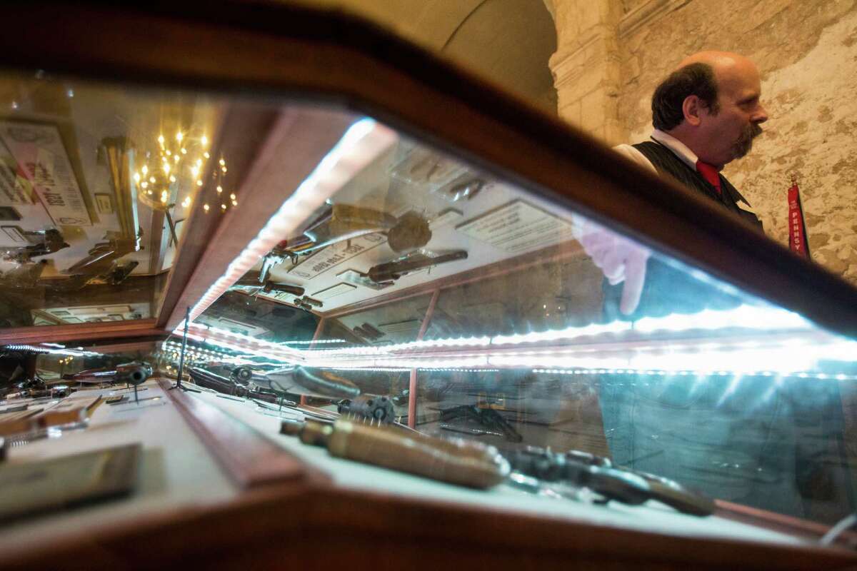 Alamo exhibit features guns of the Old West