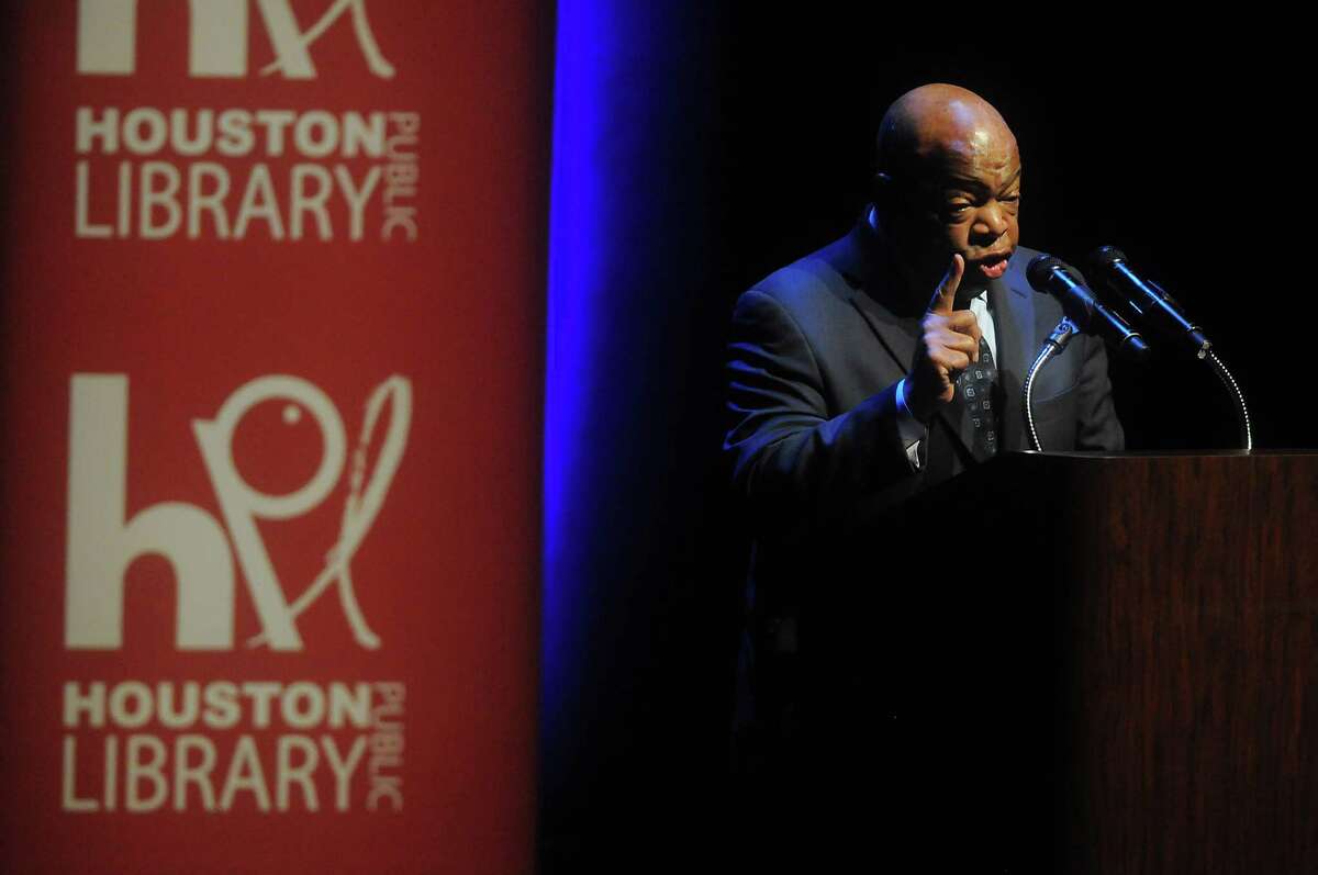 Civil rights leader shares story with Houston crowd
