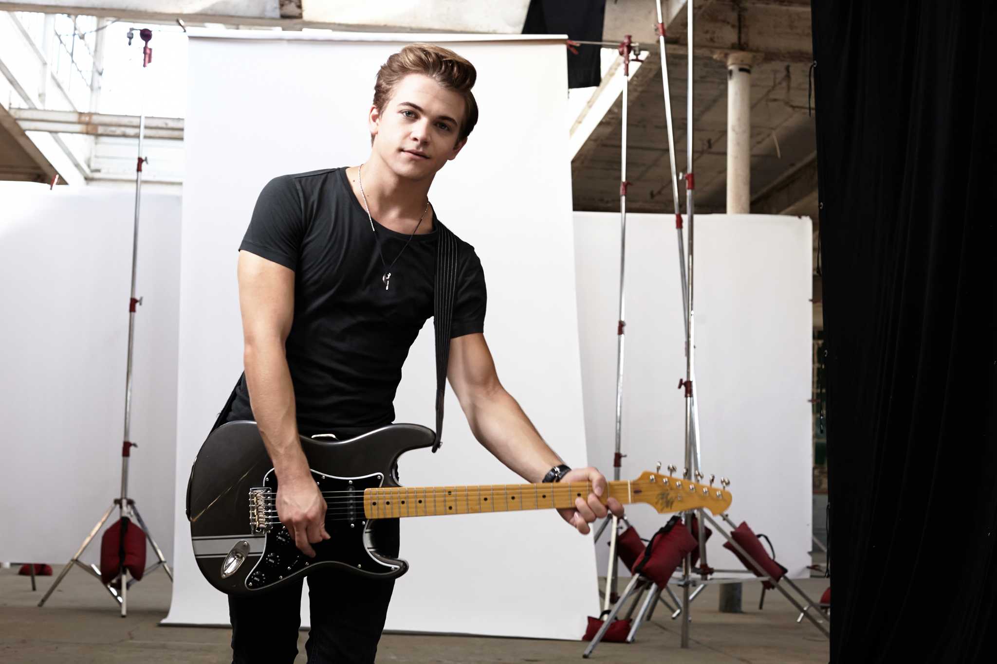 Hunter Hayes has established himself as an up-and-coming star