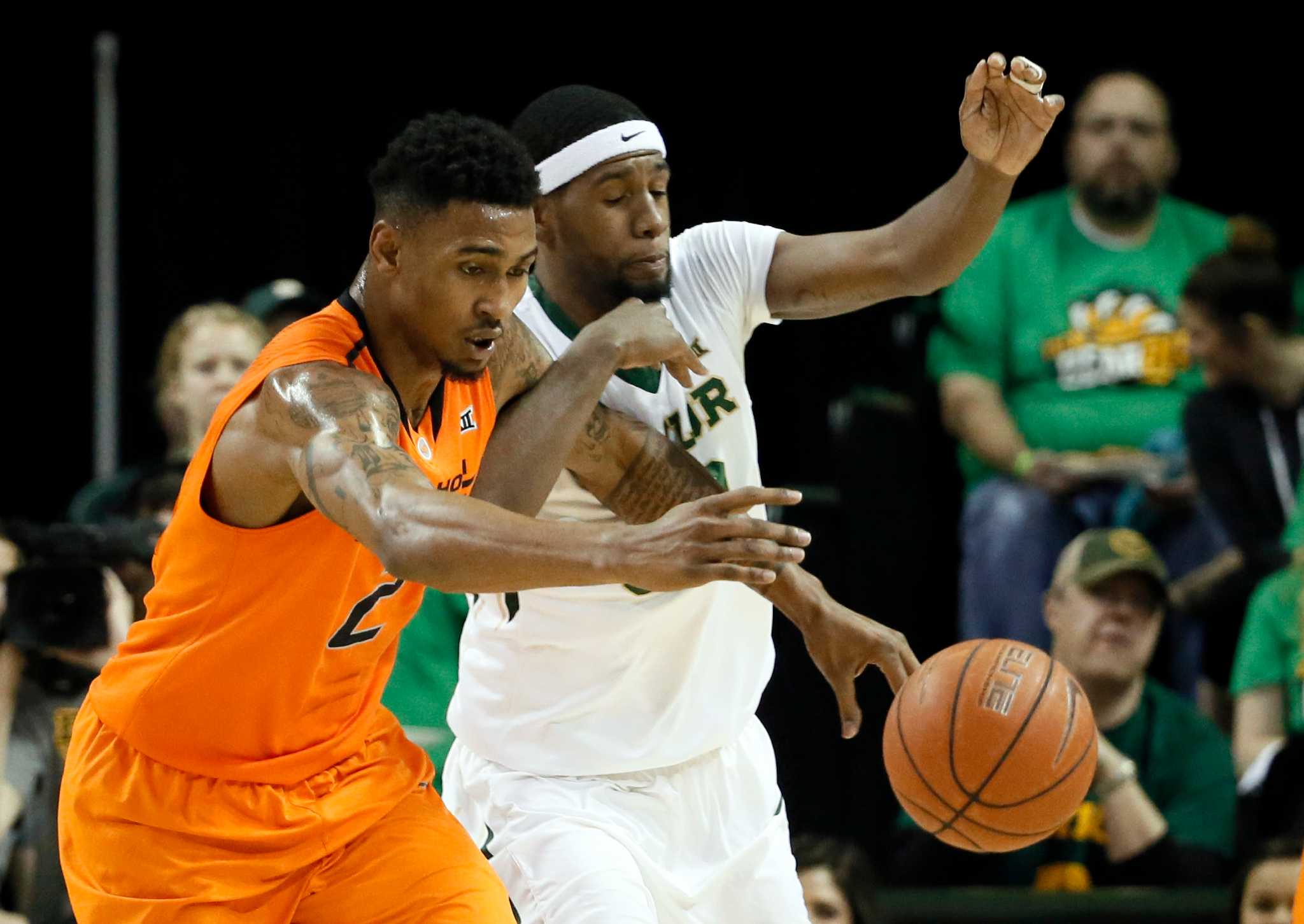 Rockets sign Le'Bryan Nash for D-League affiliate