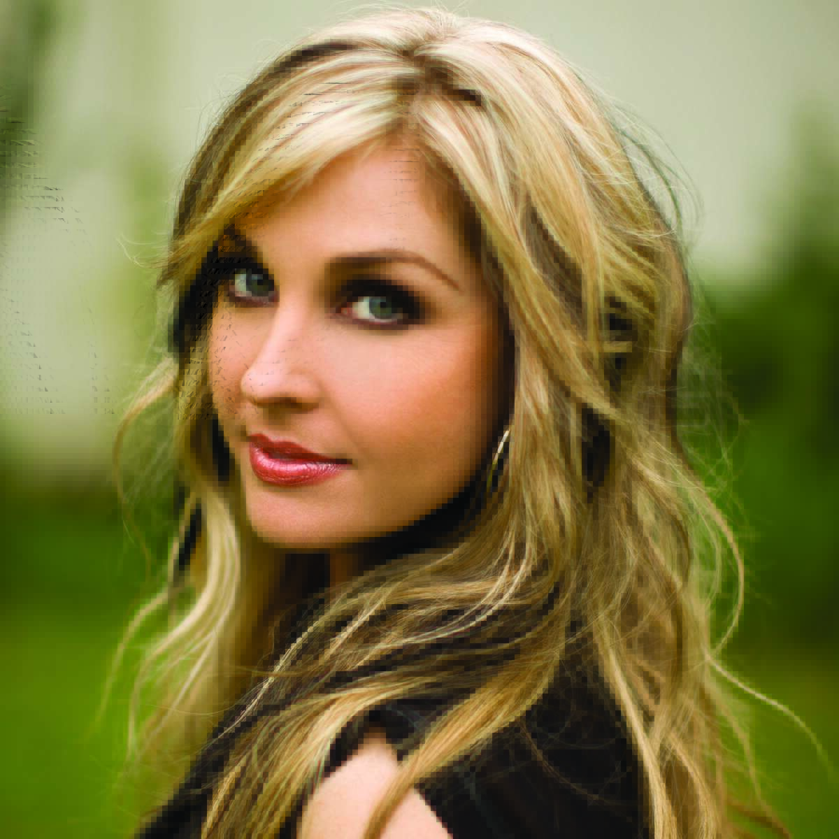 Texas singer has a voice like an Angel