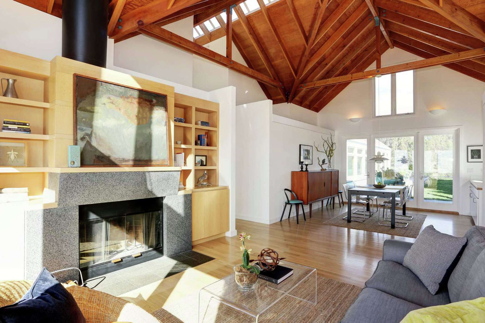 Vacation-quality views, amenities define Berkeley home