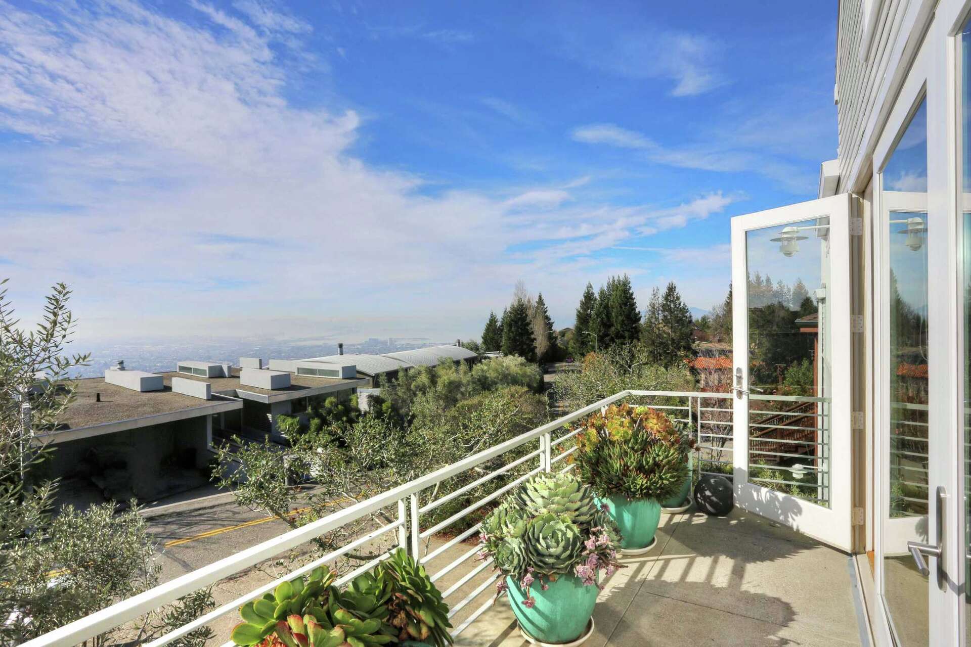 Vacation-quality views, amenities define Berkeley home