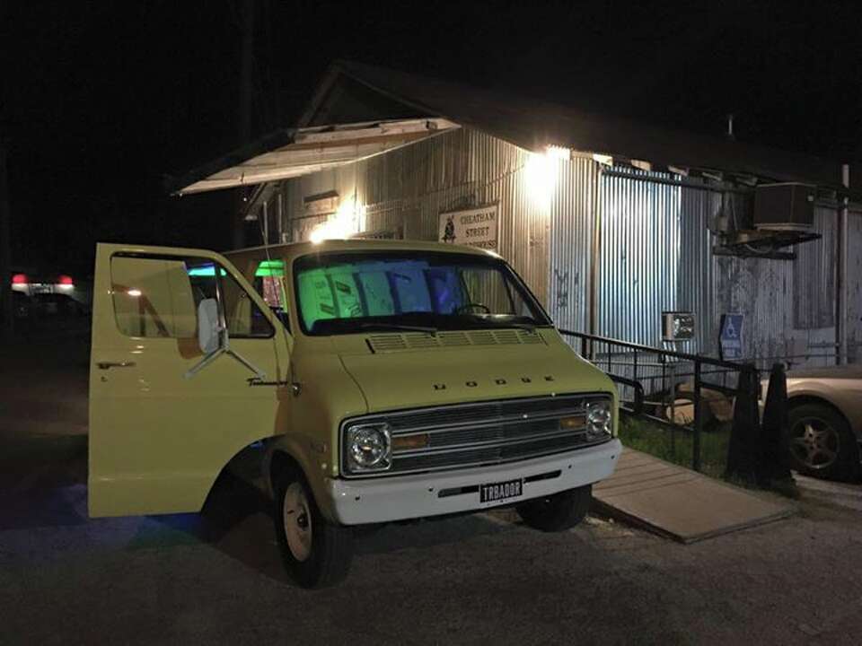 The story of the van that took George Strait to country stardom