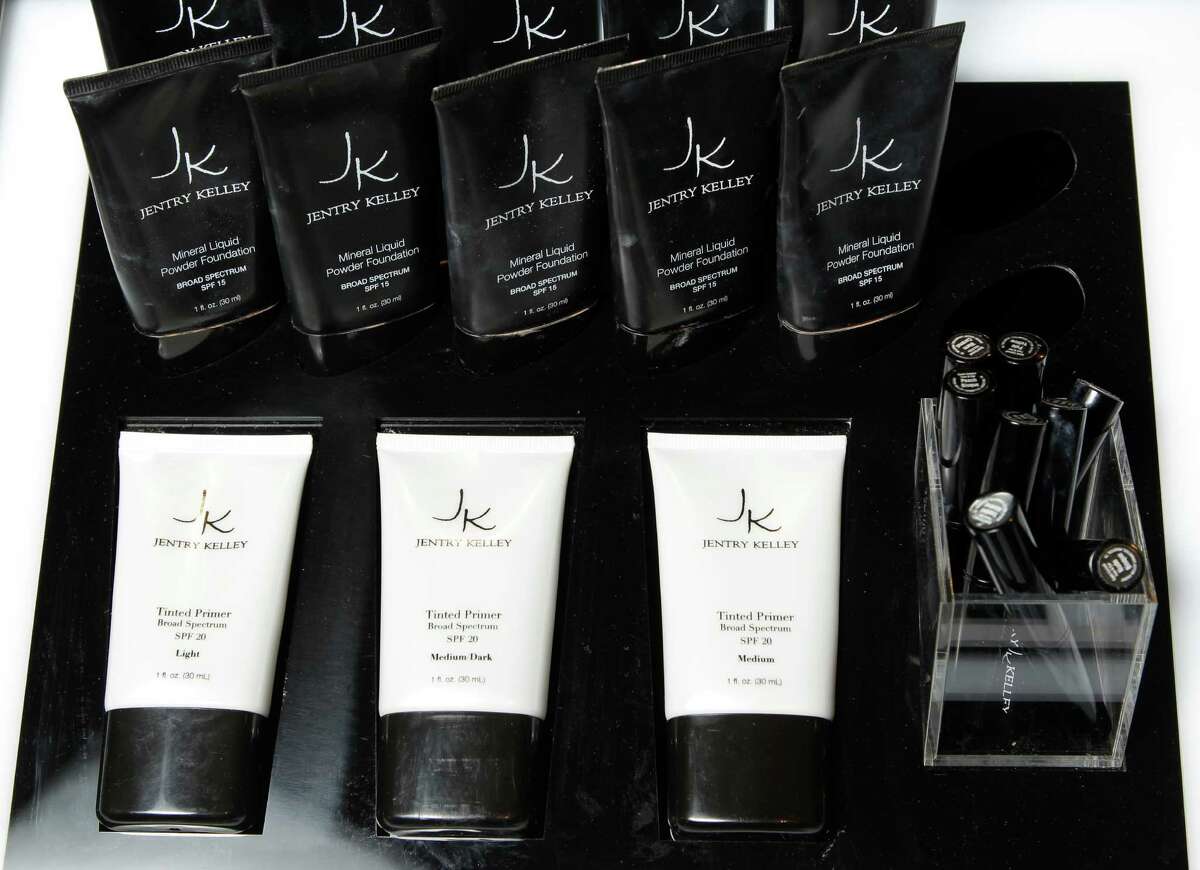 Makeup artist Jentry Kelley uplifts women with her cosmetics line