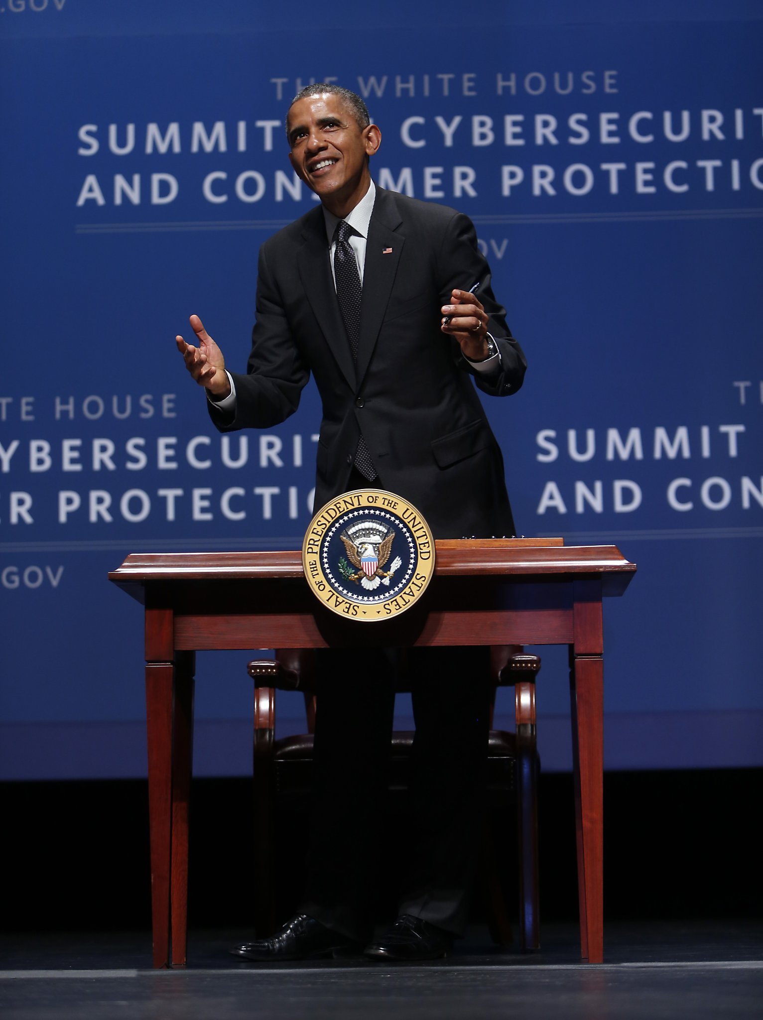 Obama calls for collaboration in cyberthreat battle