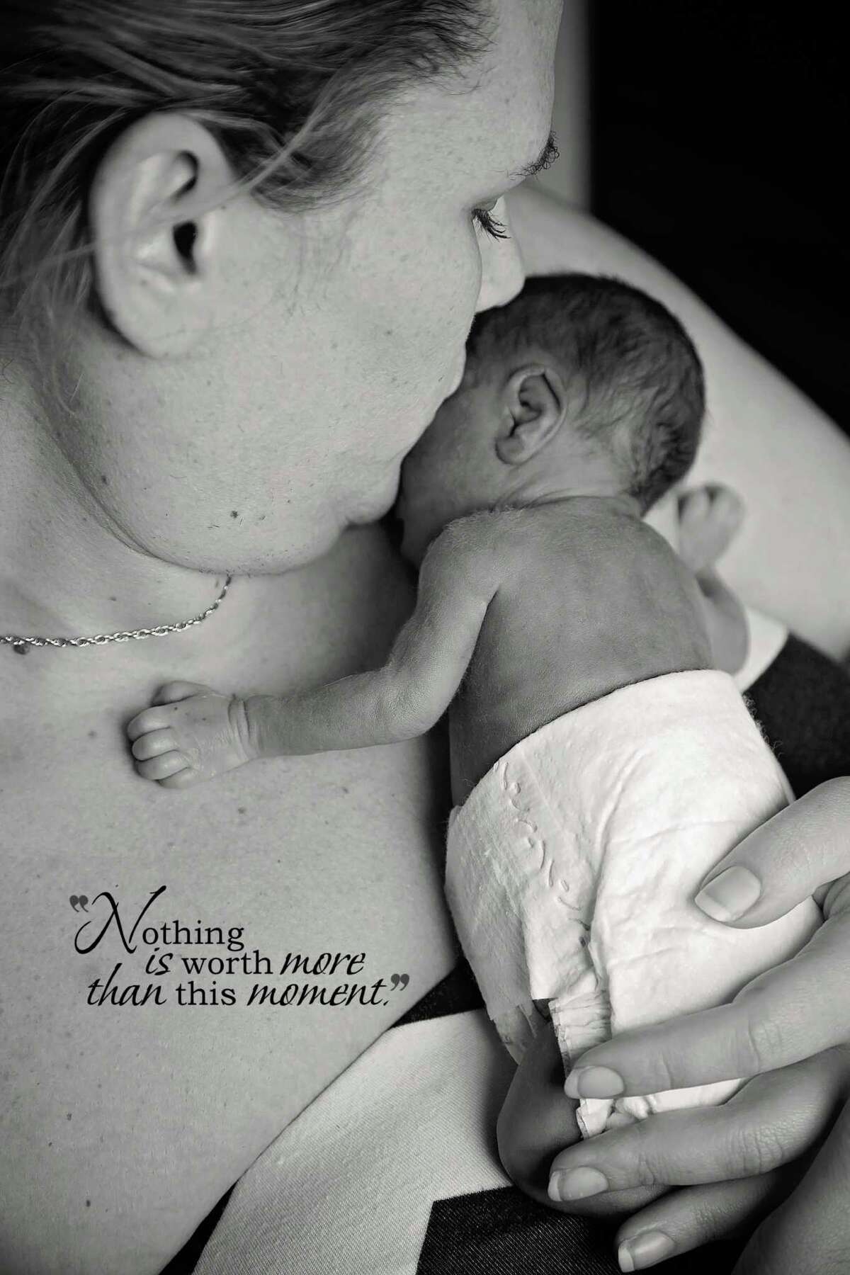 Volunteer photographers preserve families' memories of babies lost at birth