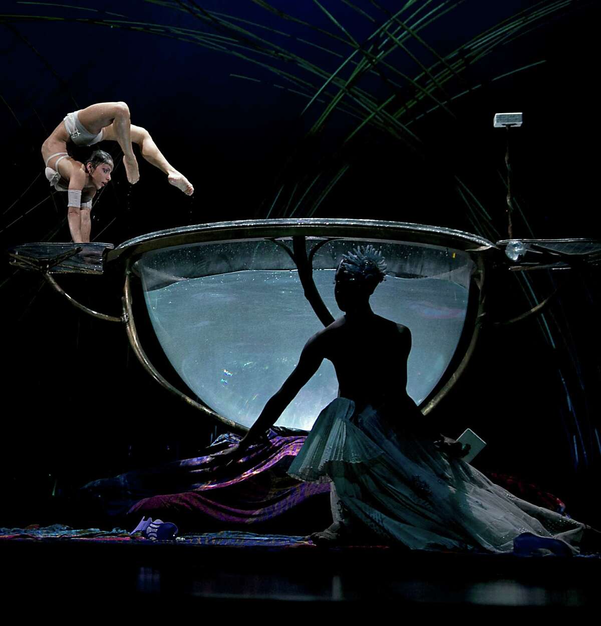 Cirque's 'Amaluna' soars in Shakespeare-inspired show