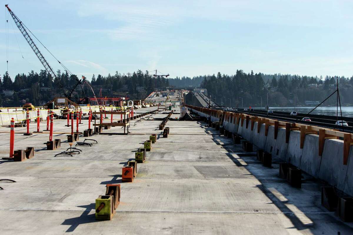 New 520 bridge hits milestone
