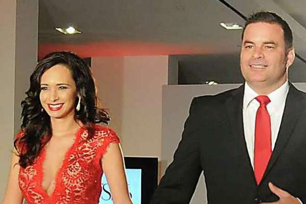 Texans players, power couples work runway at Tootsies ...