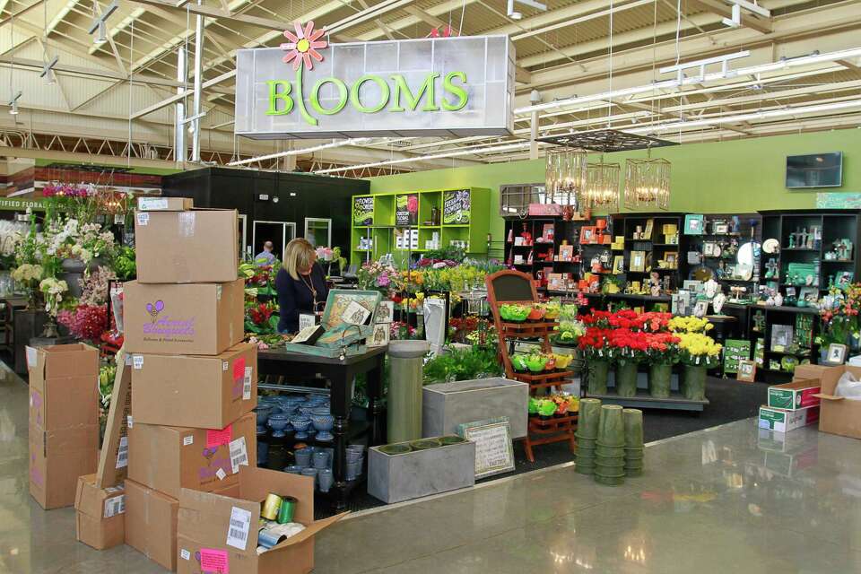 Timeline: 110 years of H-E-B