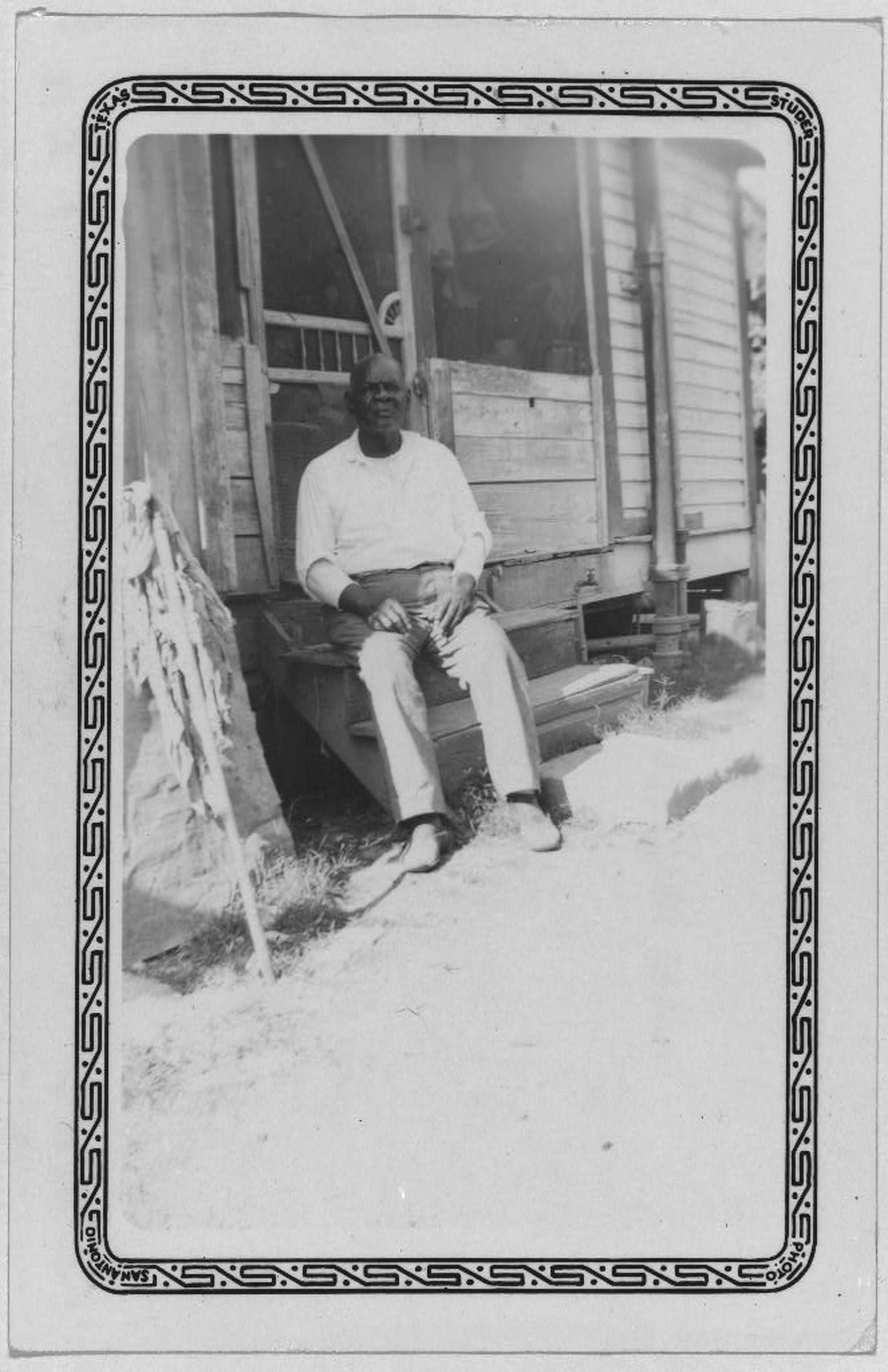 Historical photos show faces of former slaves living in San Antonio