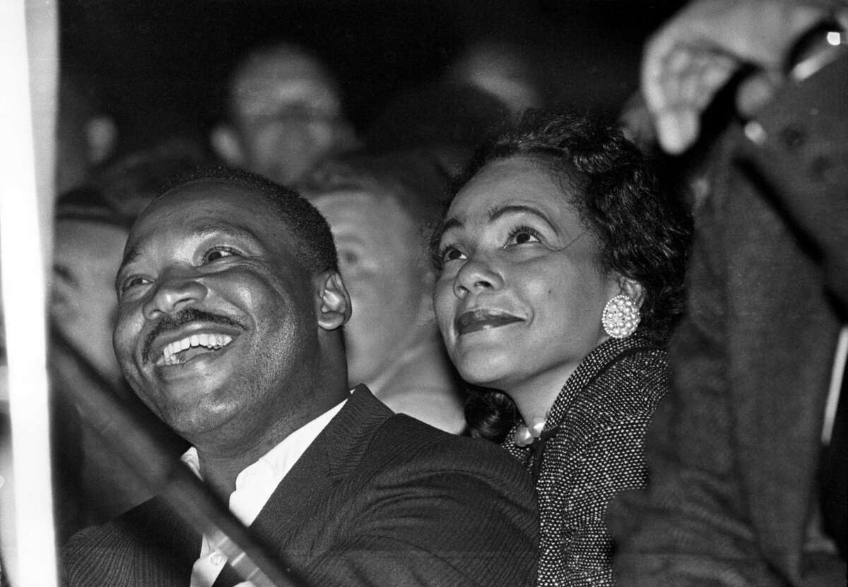 Unseen photos from Selma march revealed in new University of Texas archive