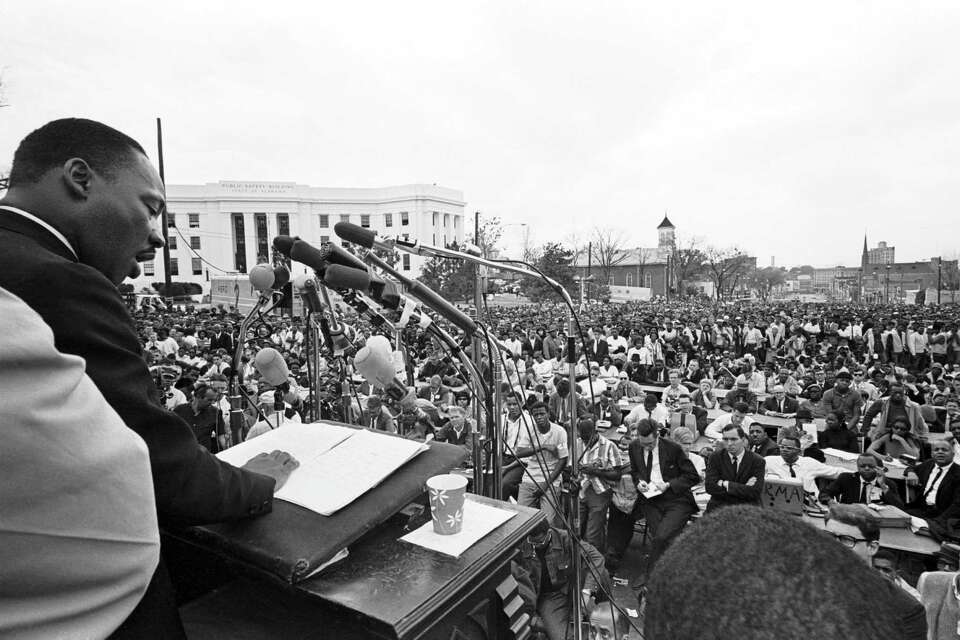 Unseen photos from Selma march revealed in new UT archive