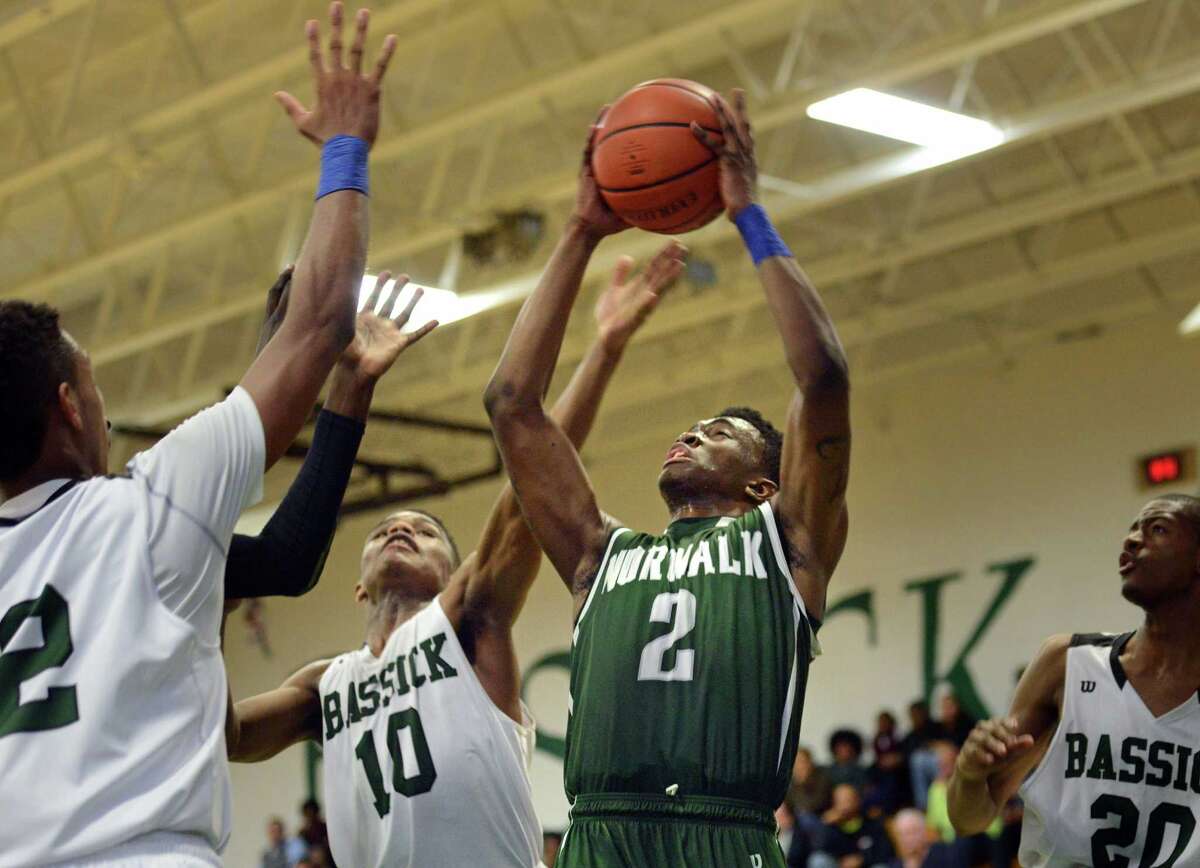 Bassick wins ninth straight, overcoming career night by Norwalk's Kane Jr.