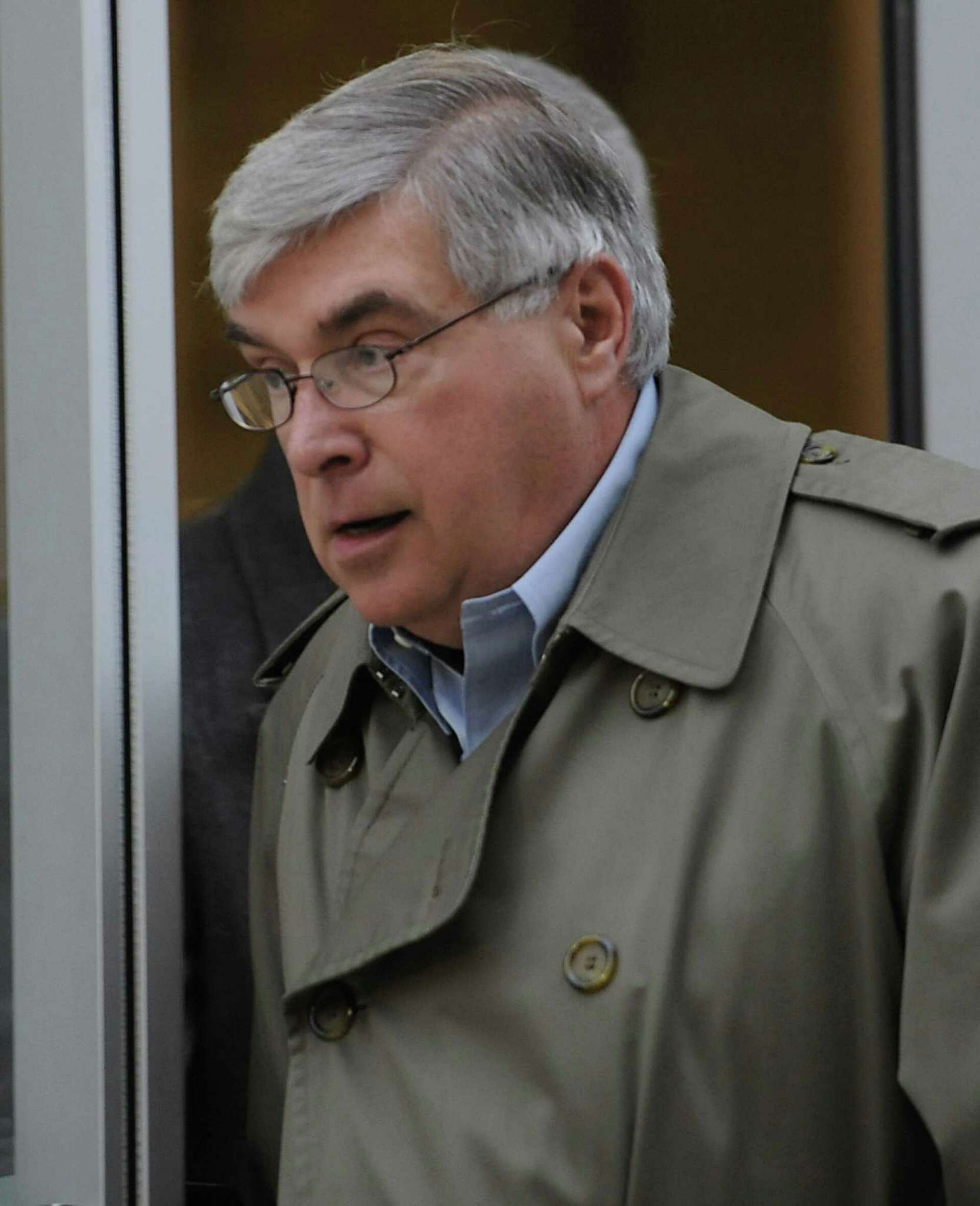 McGinn and Smith, who defrauded hundreds, released to halfway houses