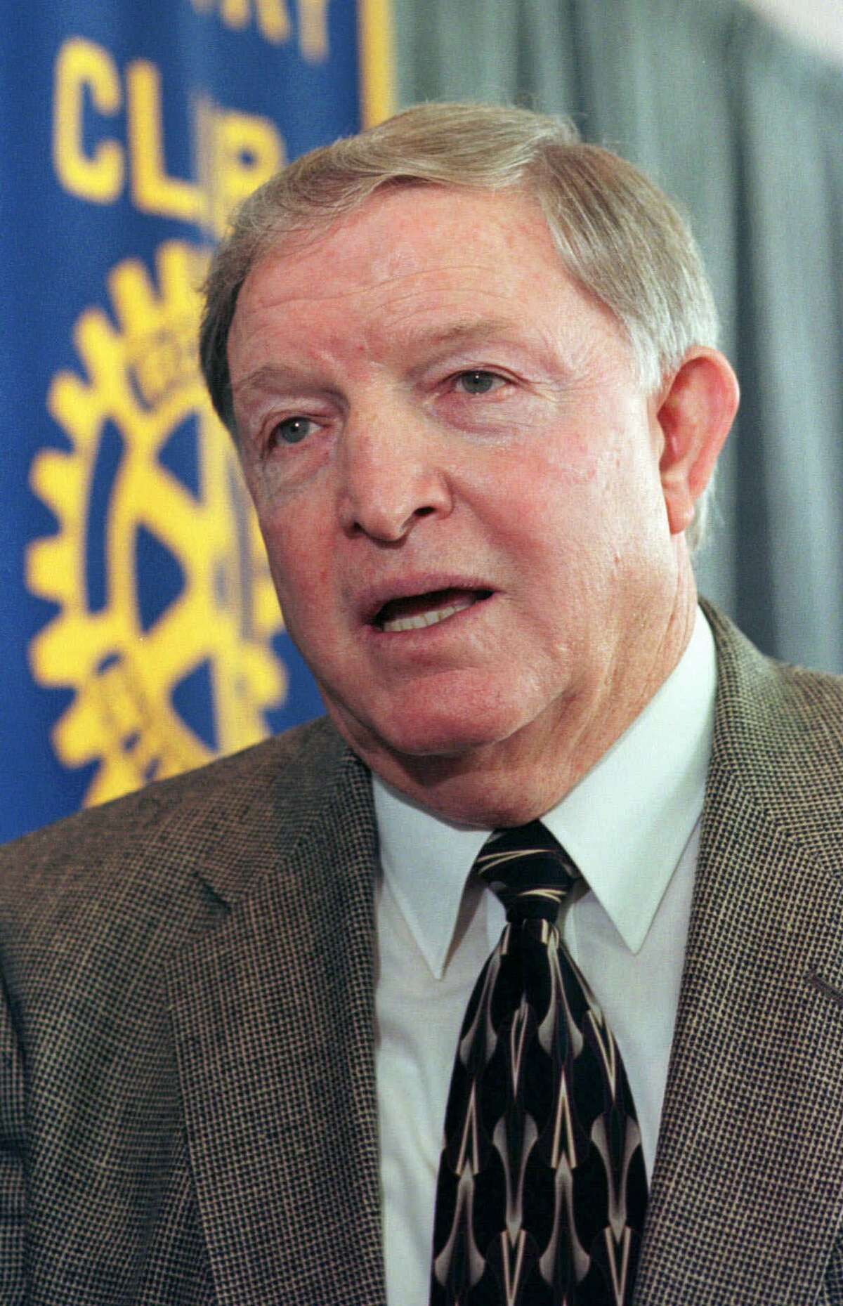 Who are Texas' most memorable college football coaches?