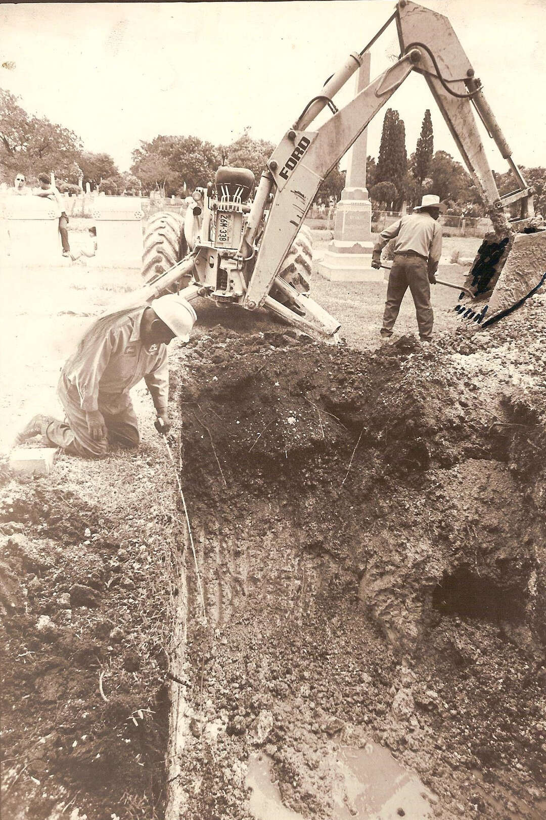 This week in in 1977, socialite Sandra West was buried in her Ferrari ...