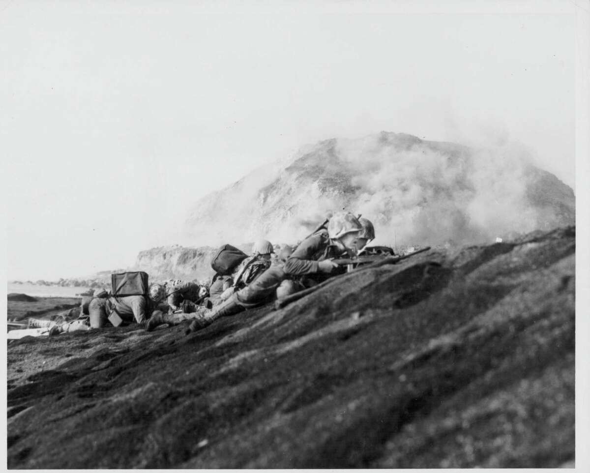 PHOTOS: U.S. remembers 70th anniversary of the Battle of Iwo Jima