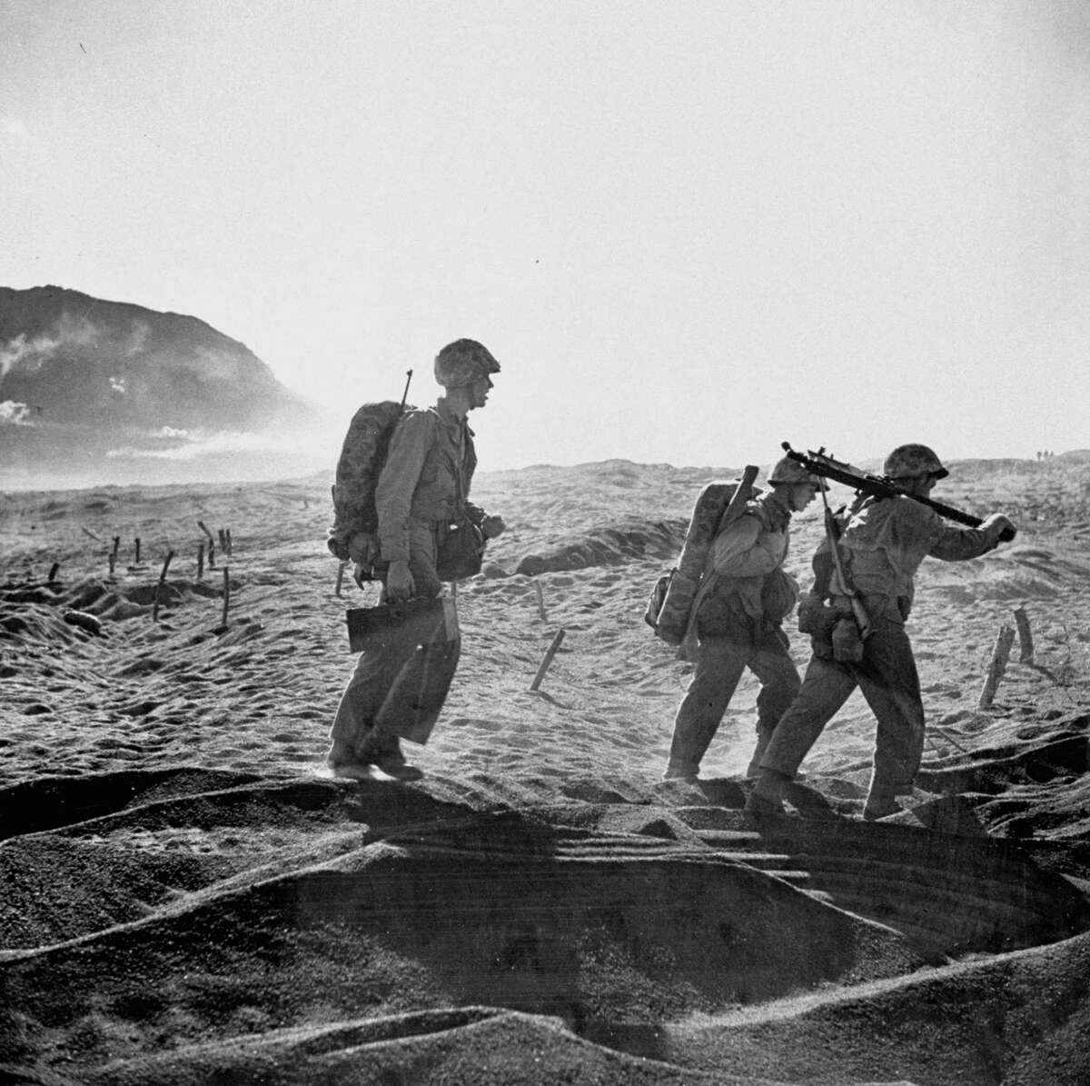 PHOTOS: U.S. remembers 70th anniversary of the Battle of Iwo Jima
