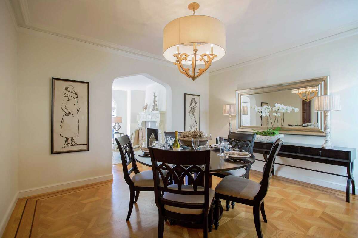 Stager draws inspiration for two-level flat from nearby Palace of Fine Arts