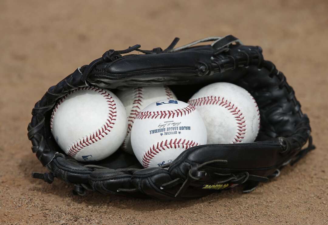 Giants GM Sabean talks Moncada, payroll spending, California taxes ...