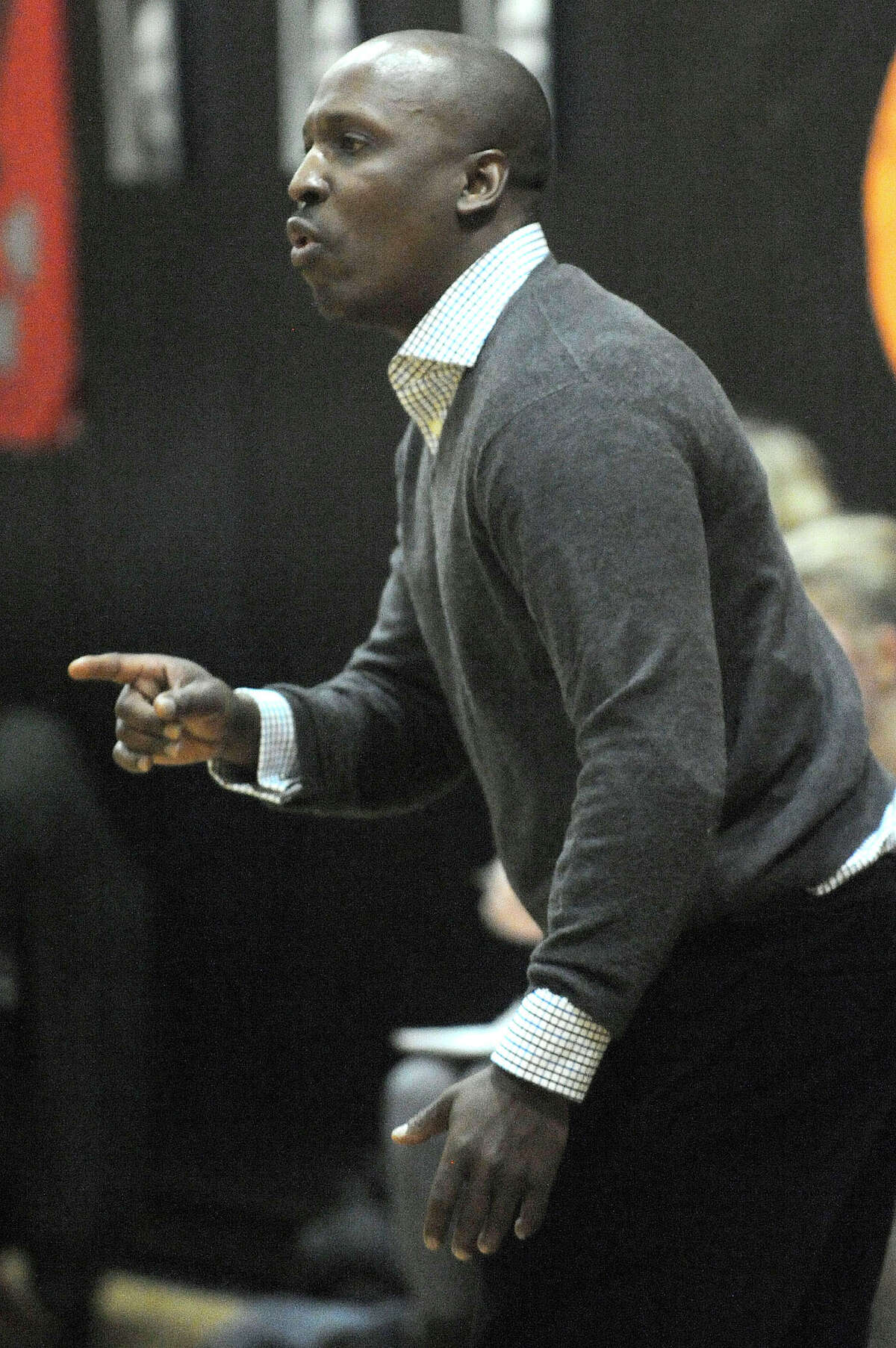 St. Luke's rallies in second half to beat King