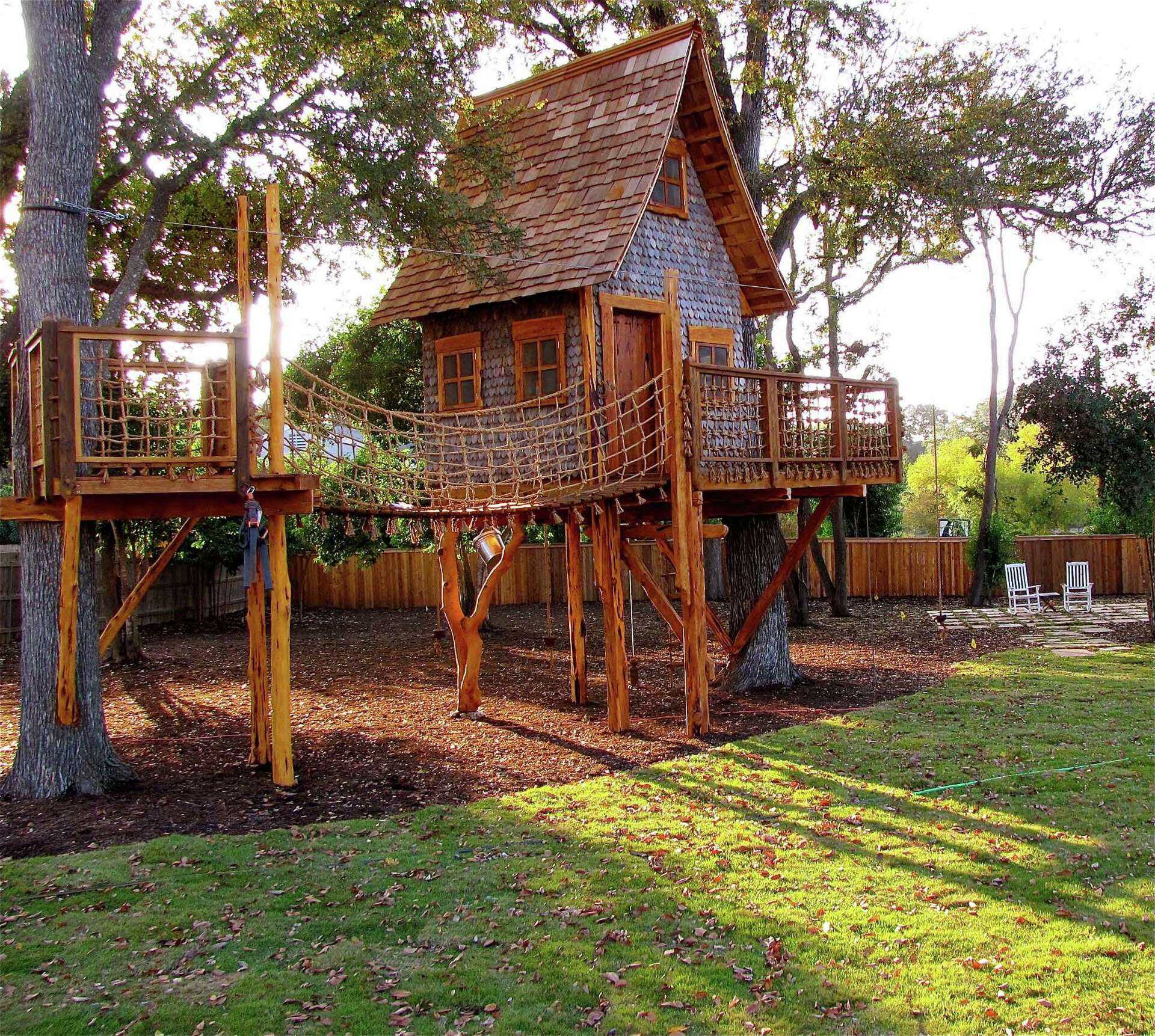 S.A. treehouse creator shares his work with the master