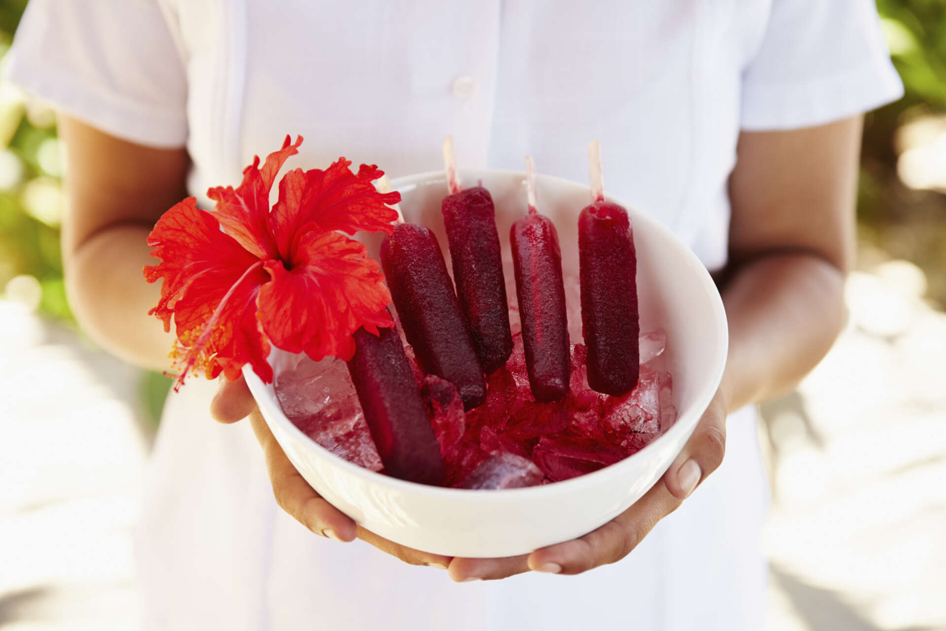 Big ways to eat and drink Big Red