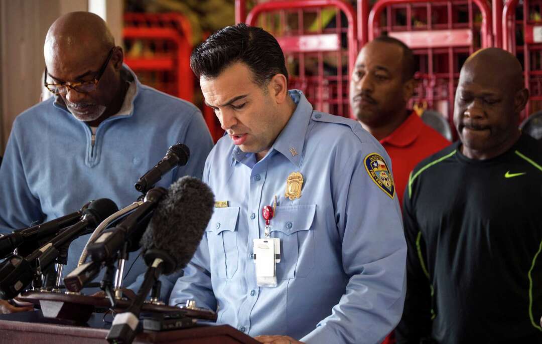 Veteran HFD captain dies two days after collapsing at fire