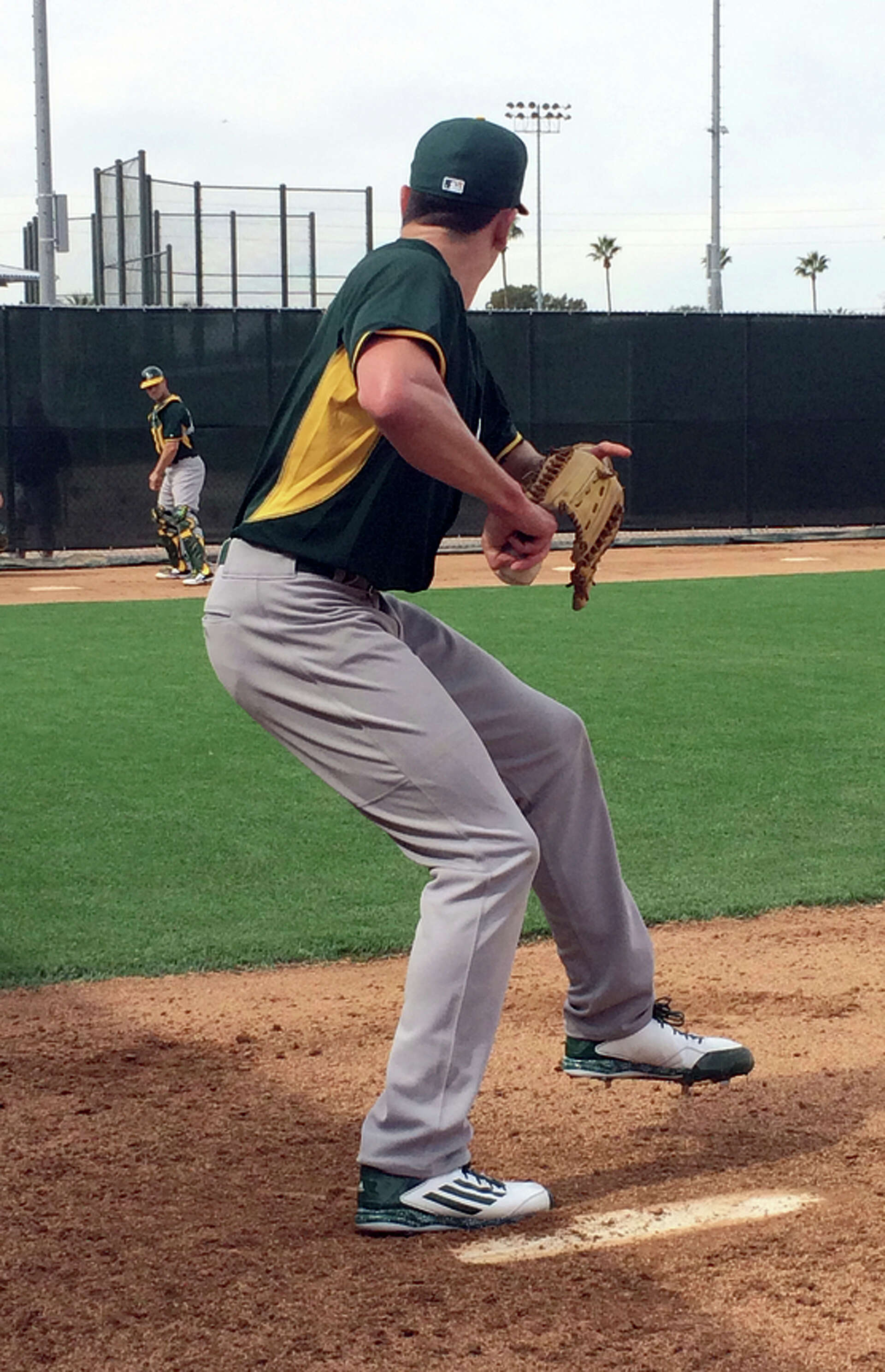 A’s: Pat Venditte’s two-way pitch to make squad
