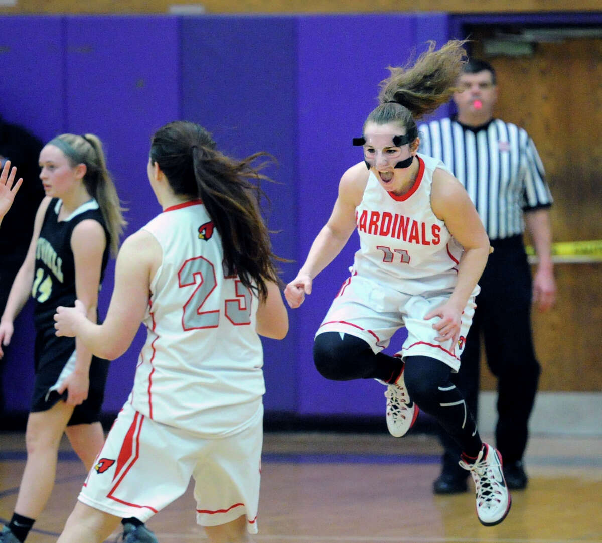 Greenwich girls basketball team tops Trumbull in FCIAC quarterfinals