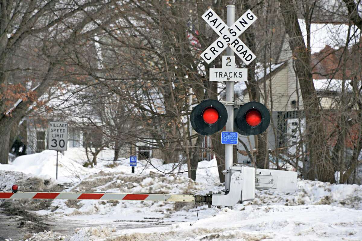 Oil trains sidetrack states