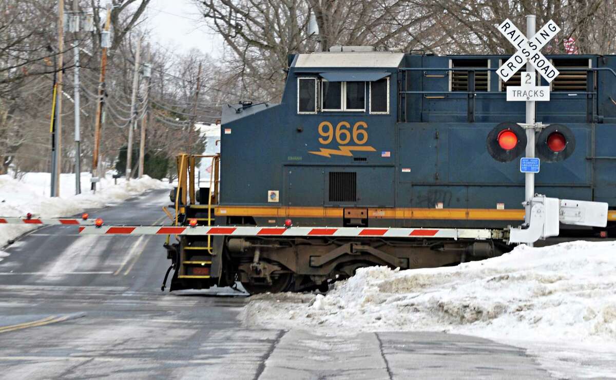 Oil trains sidetrack states