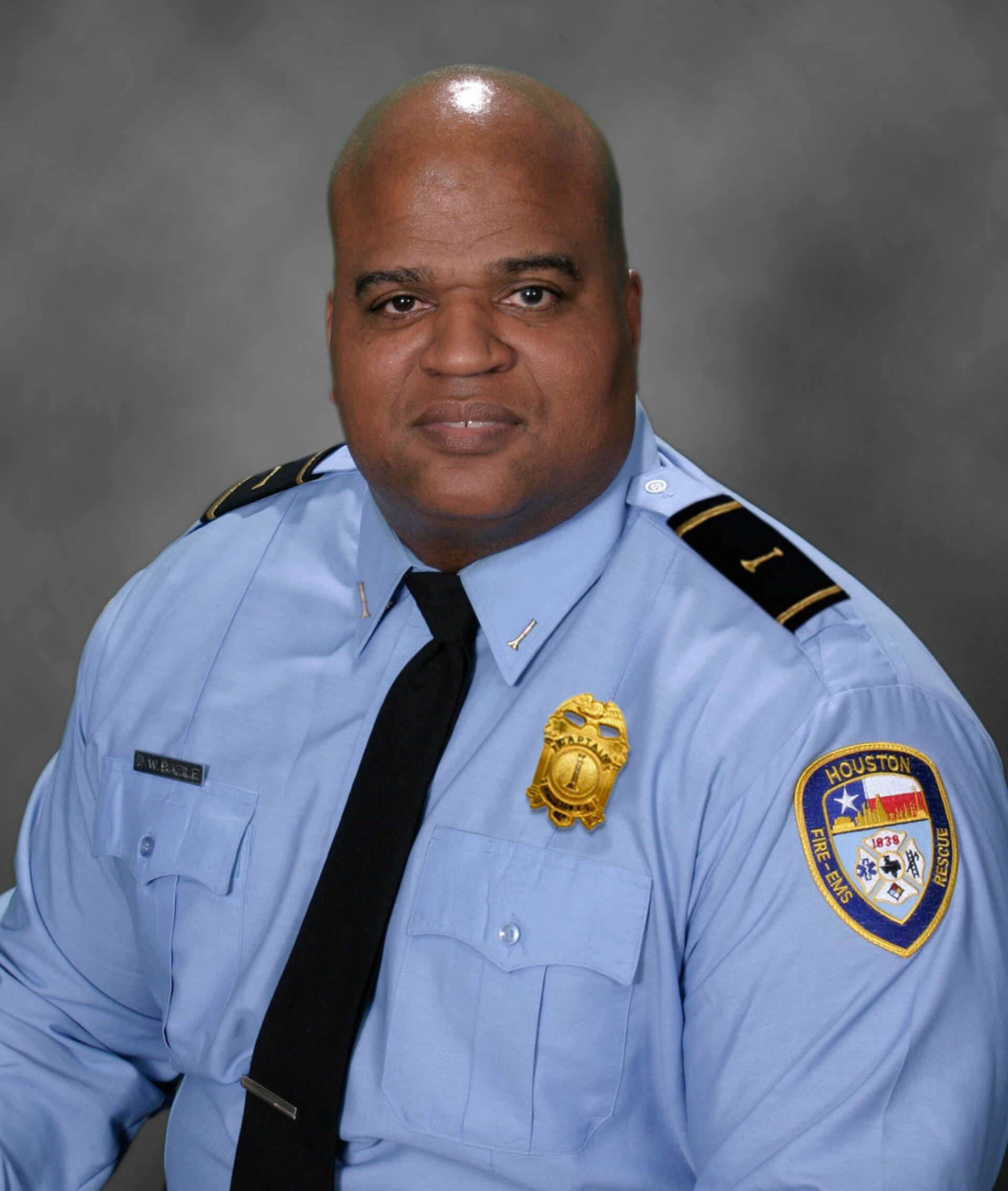Veteran HFD captain dies two days after collapsing at fire