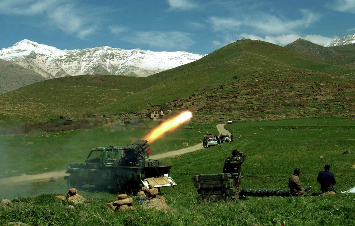 Prize-winning photographer Addario shares 'historic moments' with ...