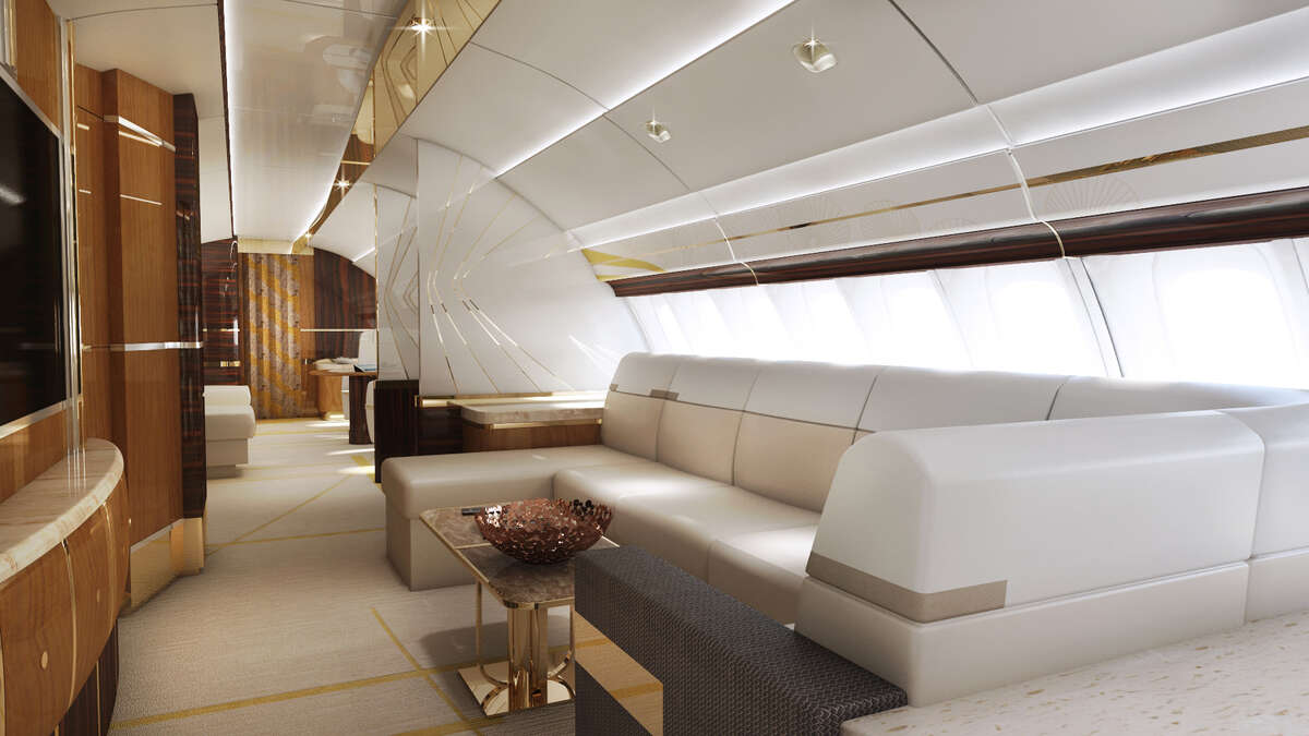 Check out a VIP Boeing 747-8