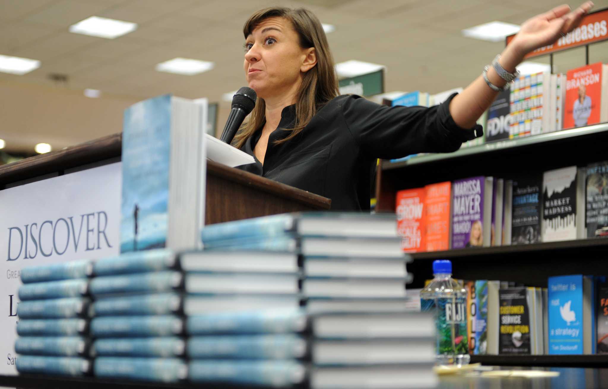 Prize-winning photographer Addario shares 'historic moments' with ...