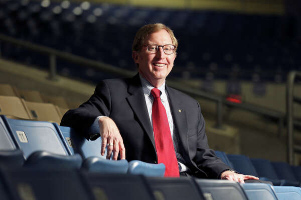 S.A. Sports Hall of Fame profile: Pat Frost - ExpressNews.com