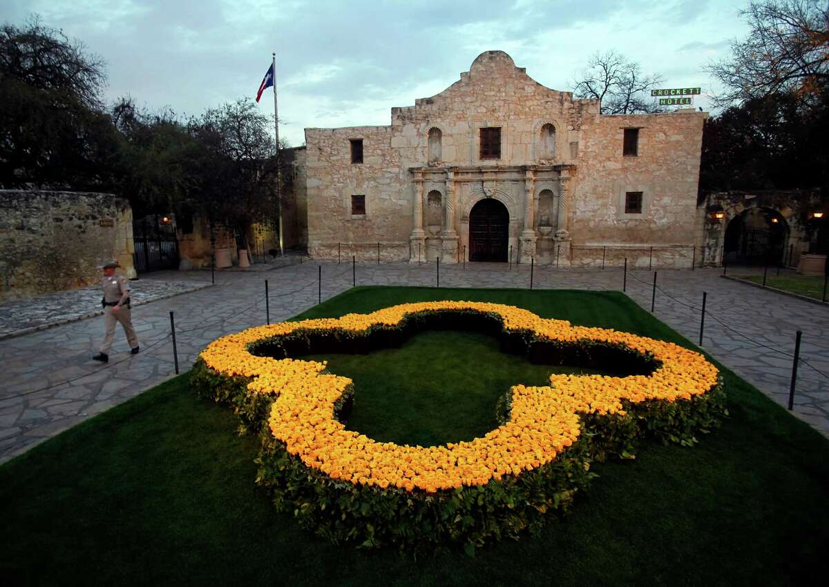 True tales of valor emerged from the Alamo