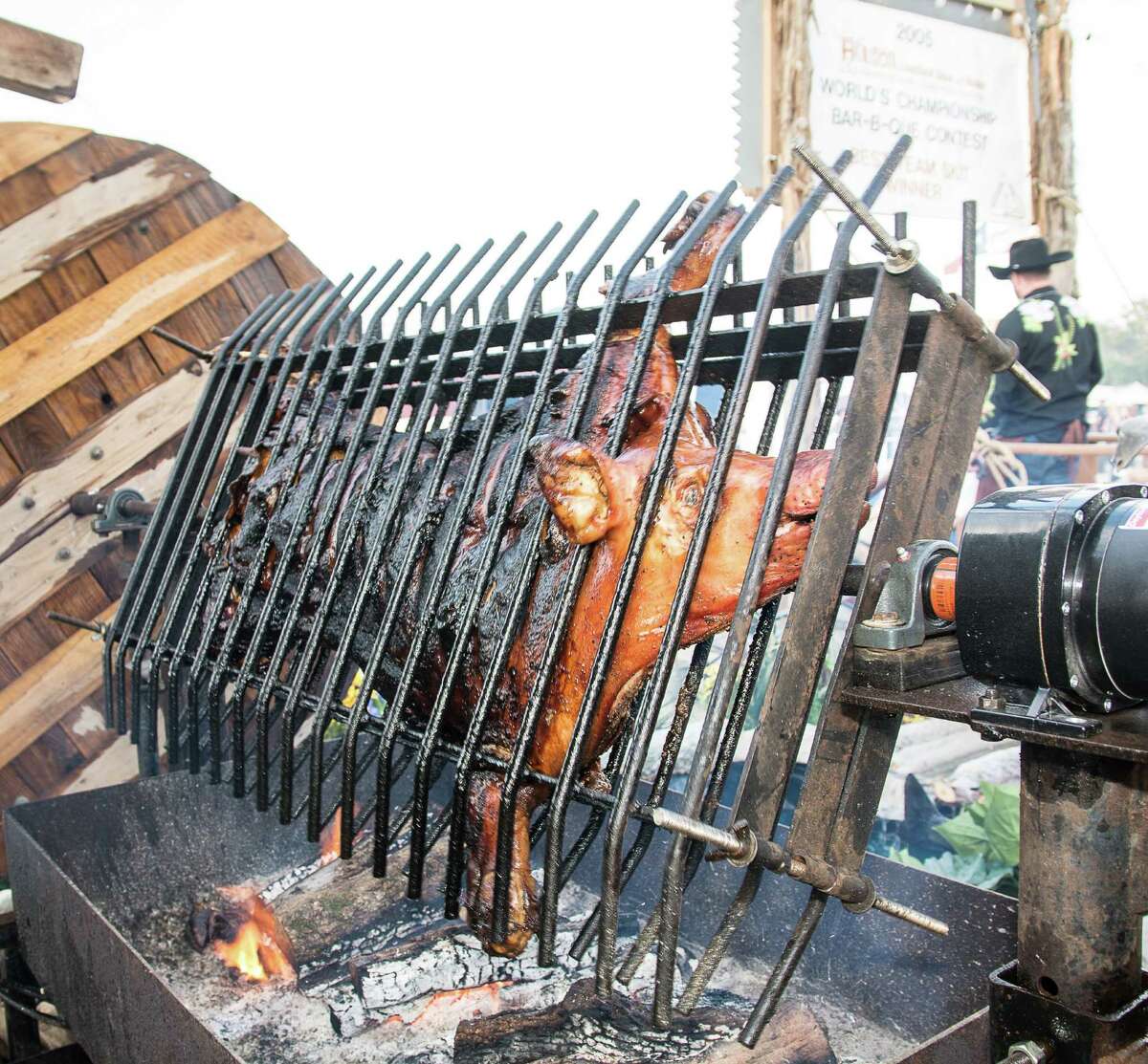 As rodeo barbecue competition heats up, teams do what they can to win
